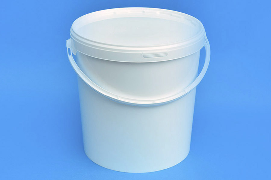 Graham Tyson | 21 Litre White Bucket and Lid