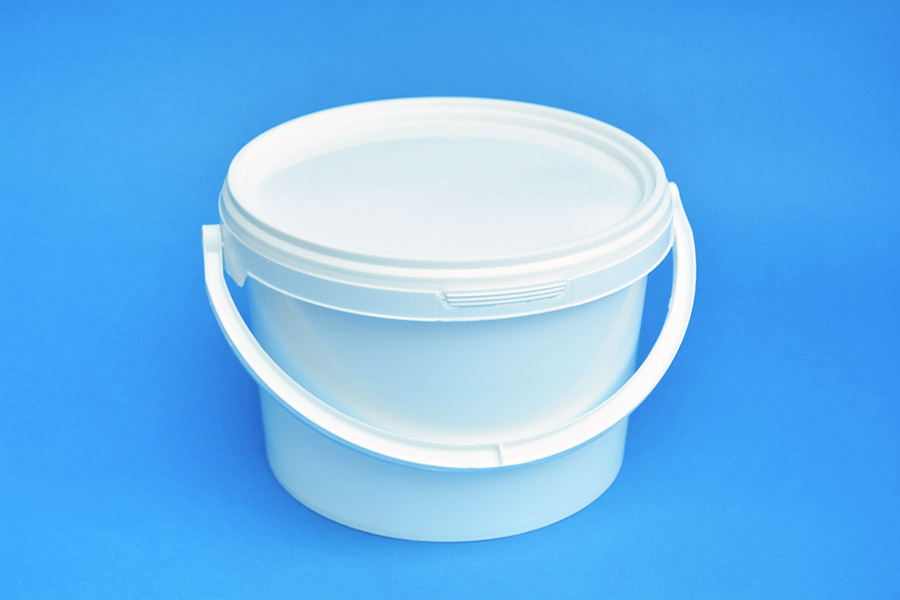 Graham Tyson | 3 Litre White Bucket and Lid